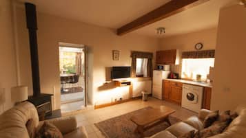 Casa de Campo, 2 quartos (Byre Cottage) | Sala | TV de ecrã plano, lareira, leitor de DVD