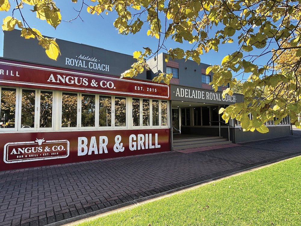 Adelaide Royal Coach - Adelaide