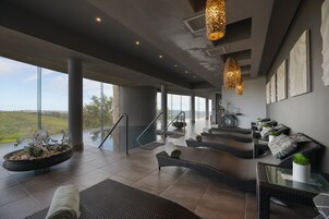 Salas para tratamentos a dois, sauna seca, sauna a vapor