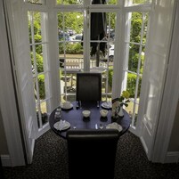 Pequeno-almoço completo diário (13.95 GBP por pessoa) 