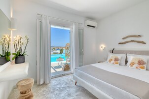 Ocean View Junior Suite Heated Private Infinity Pool with Glass Wall | Vista para praia/oceano