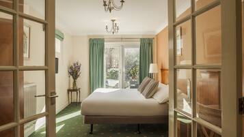 Suite | Ferro/tábua de engomar, Wi-fi grátis, roupa de cama fornecida