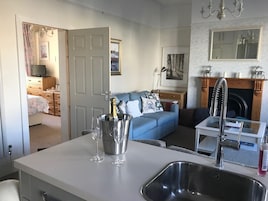 Casa (Whole House Rental - self-catering) | Roupas de cama premium, camas com colchões pillow-top