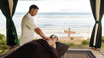 Tratamentos faciais, manicures e pedicures