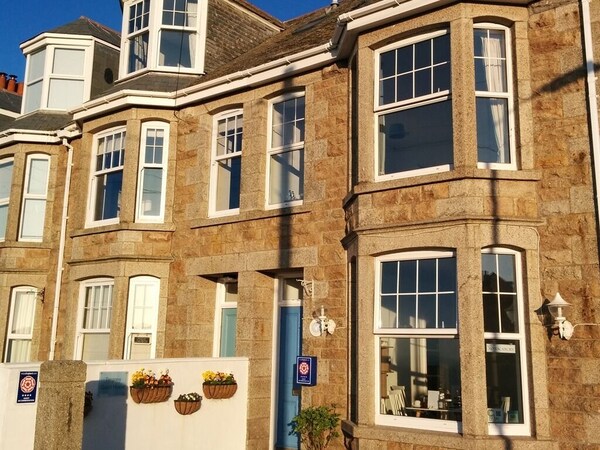 Tregony Guest House - St Ives
