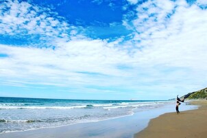 Vista para praia/oceano