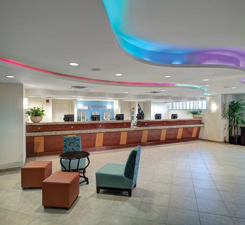 Club Wyndham Towers on the Grove Reviews, Deals & Photos 2024 - Expedia