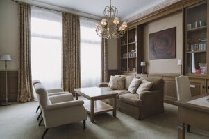 Apartamento | Sala | TV de ecrã plano 