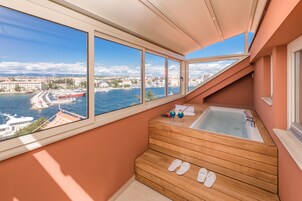 Suíte superluxo | Terraço/pátio