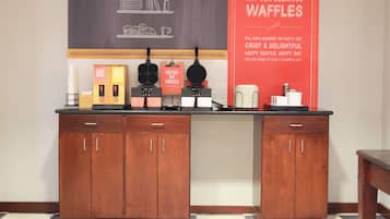 Pequeno-almoço tipo buffet diário incluído