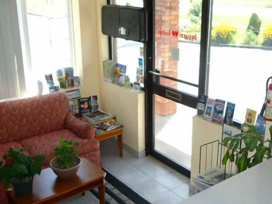 Entrada (vista interior)