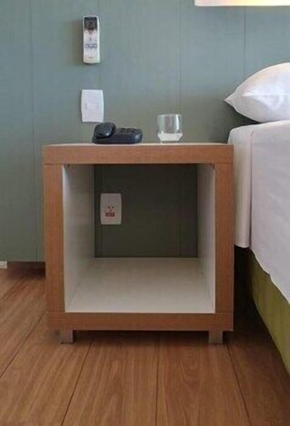 Cofre no quarto, secretária, cortinas/cortinados opacos, Wi-fi grátis 