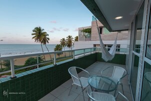 Suite Casal | Minibar, Wi-fi grátis, roupa de cama fornecida 