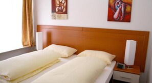 Cofre no quarto, secretária, quartos insonorizados