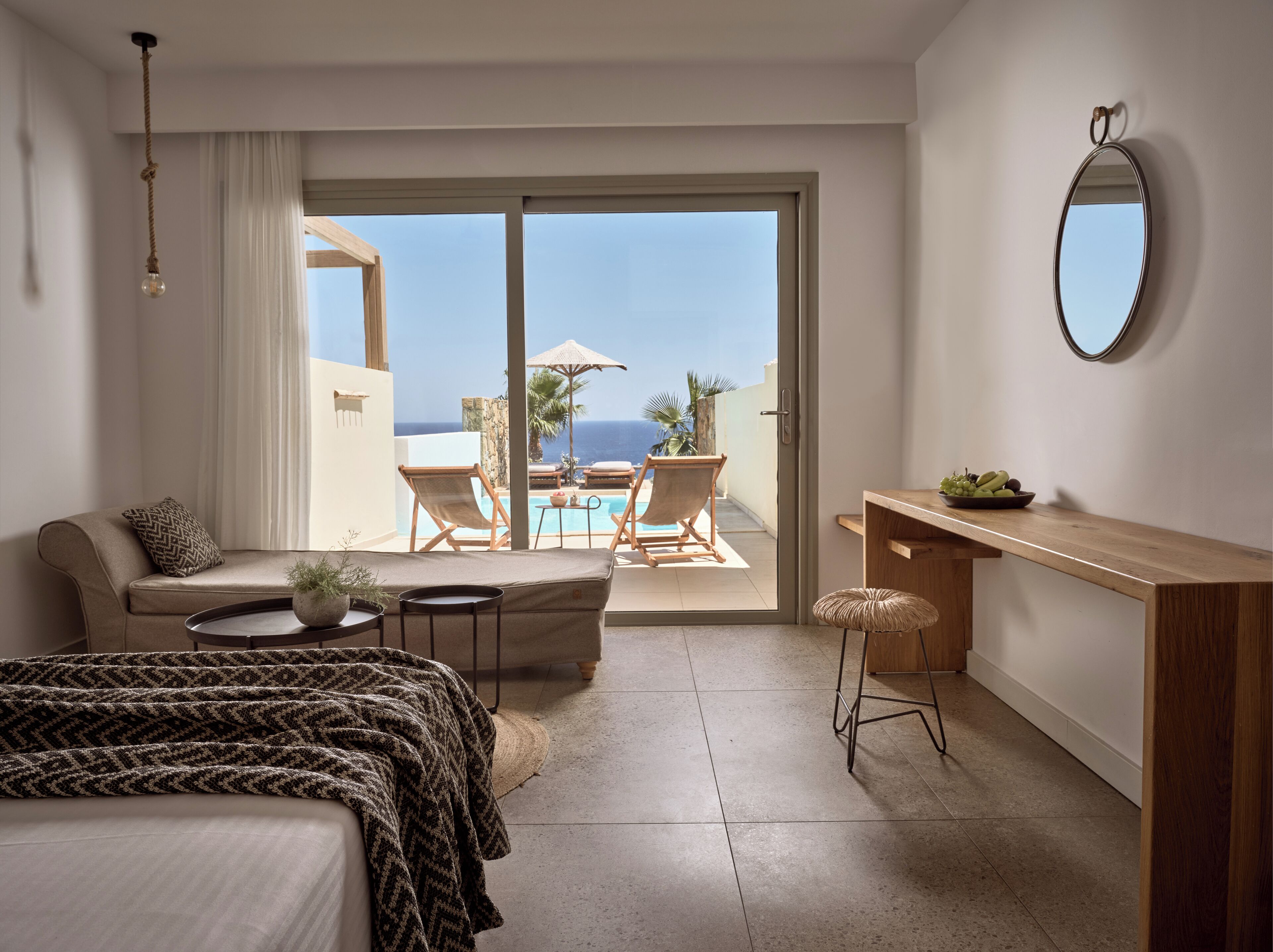 Cape Suite Independent Pool | 1 quarto, cofre no quarto, secretária, cortinas/cortinados opacos 