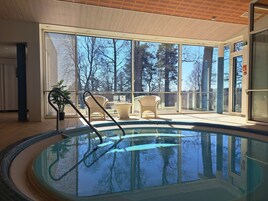 Tratamentos corporais, aromaterapia, massagens com pedras quentes