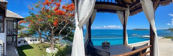 Vila superluxo, 5 quartos, vista para o oceano (Oceanfront Pool Villa with Kitchen) | Terraço/pátio