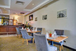 Comida e bebidas