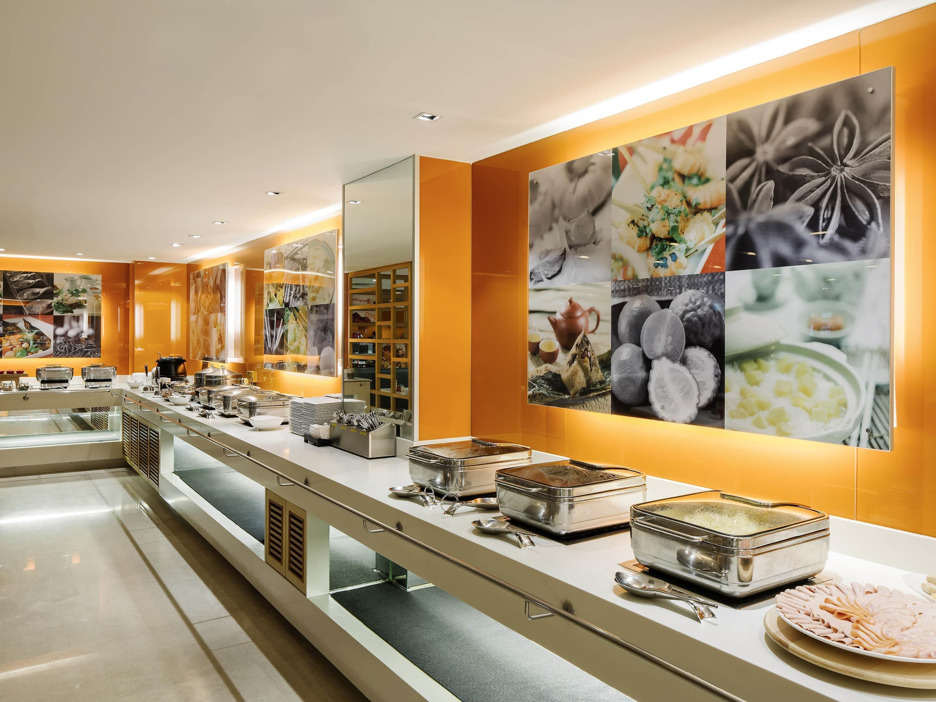 Pequeno-almoço tipo buffet diário mediante uma taxa 