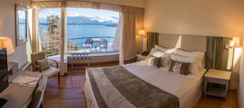 Quarto Superior, varanda, vista para o lago (Deck) | Vista do quarto