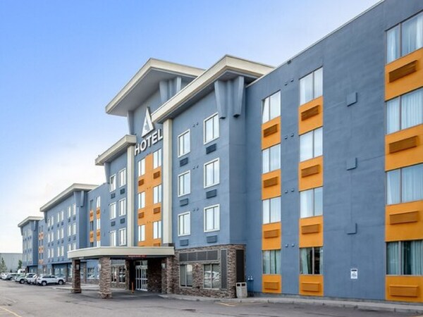 Acclaim Hotel By Clique - Calgary