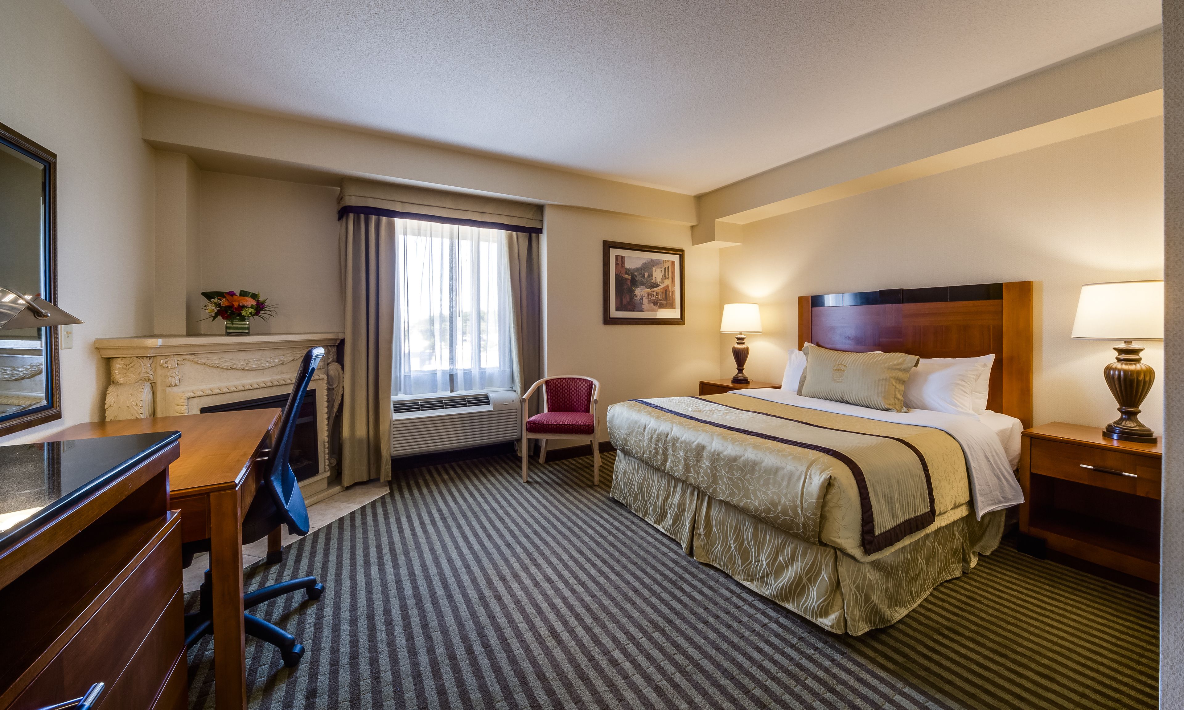 Monte Carlo Inn Barrie Suites in Barrie: Find Hotel Reviews, Rooms, and ...