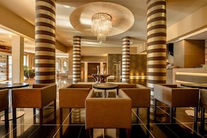 Lounge no hall