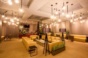 Lounge no saguão