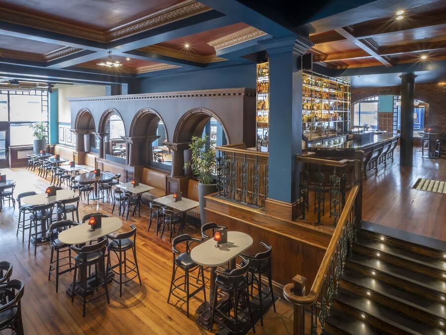 Pequenos-almoços, almoços e jantares servidos