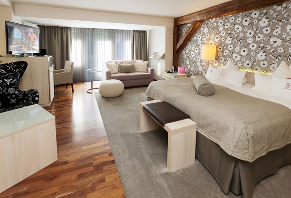Hotel An Der Wasserburg - Wellness- Und Seminarhotel - Wolfsburg