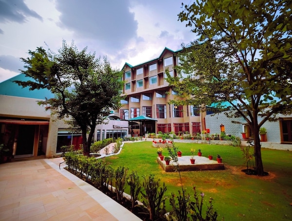 Sterling Manali - Manali