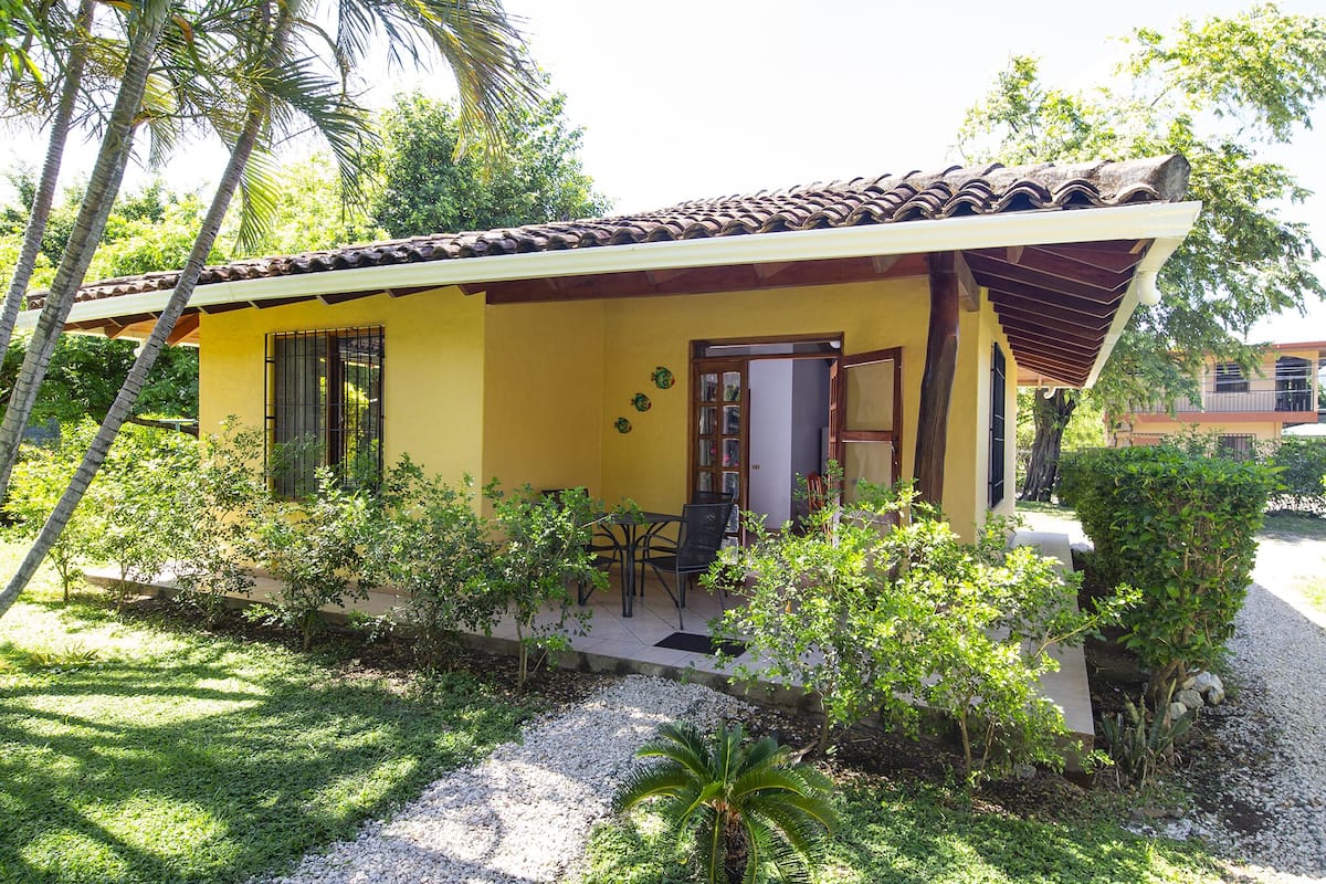 Villa Clássica, 2 quartos, kitchenette, vista para o jardim | Terraço/pátio interior