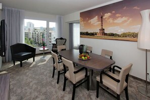 Suite | Roupa hipoalergénica, camas de colchão pillowtop 