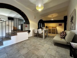 Apartamento | Cozinha privada | Cafeteira/chaleira, chaleira elétrica