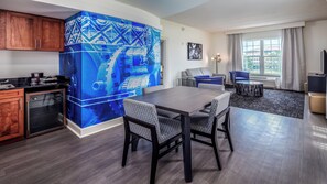 Roupa de alta qualidade, secretária 