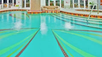 Piscina interior