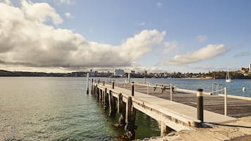 Uma praia privada nas proximidades, caiaque