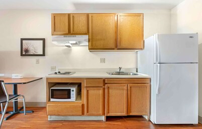 Extended Stay America Select Suites - Cincinnati - Florence - Airport