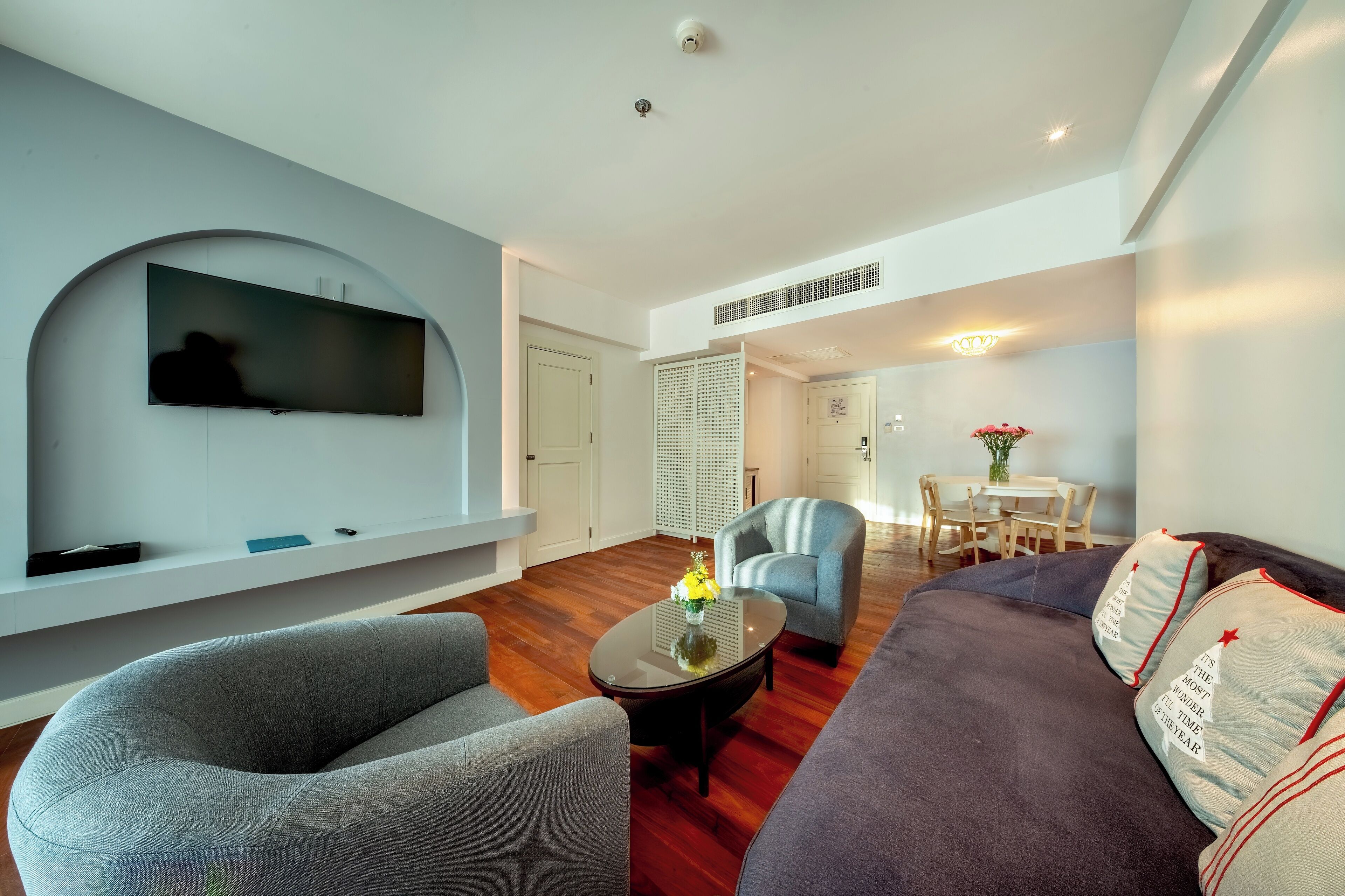 Jomtien Suite Sea View Jomtien Wing | Escrivaninha, espaço de trabalho para notebook, Wi-Fi de cortesia