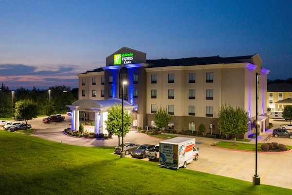 Holiday Inn Express Suites Van Buren-ft Smith Area By Ihg - Fort Smith, AR