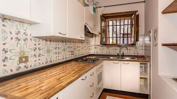 Apartamento Comfort (Borgo 2) | Cozinha privada | Um frigorífico