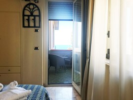 Quarto Superior, varanda, vista para o mar | Vista da varanda