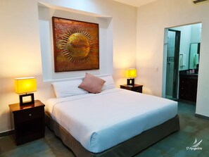 Roupas de cama premium, edredons de pluma, cofres nos quartos