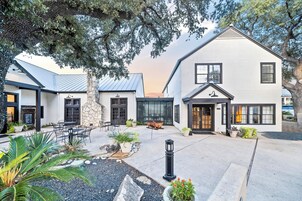 Fachada da propriedade