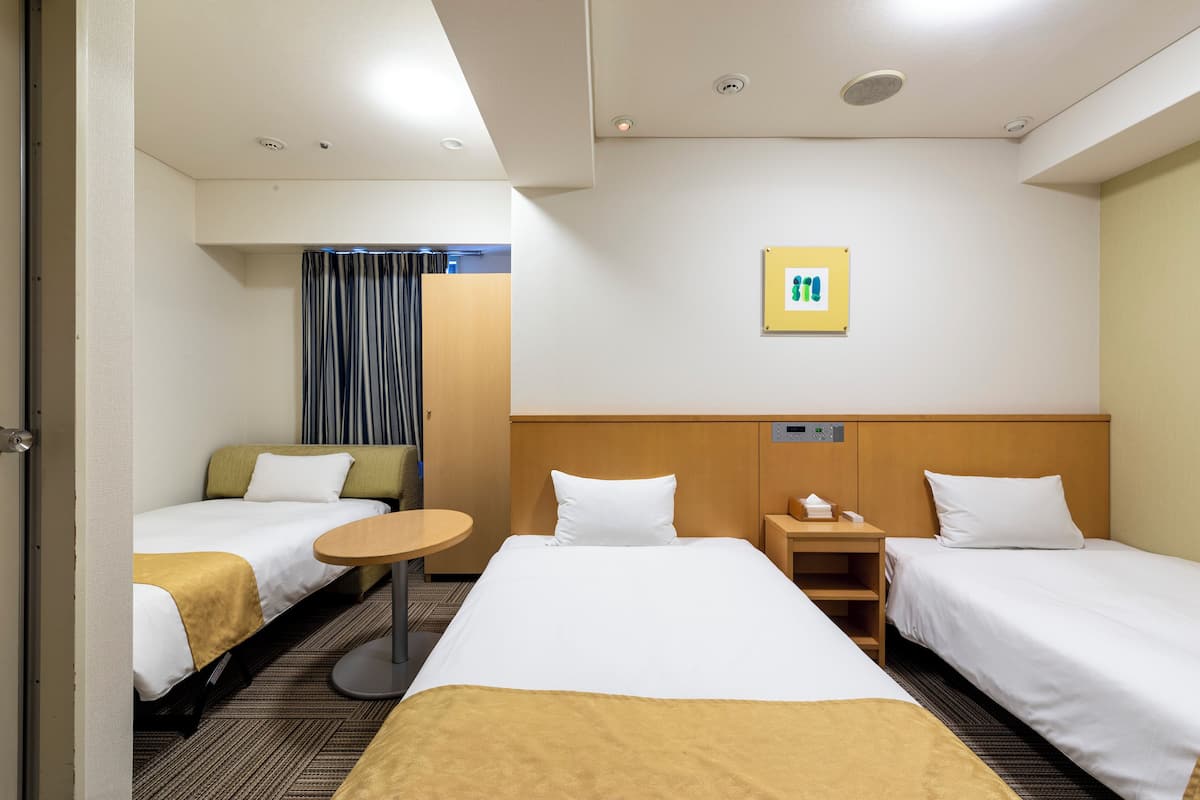 Secretária, Wi-fi grátis, roupa de cama fornecida 