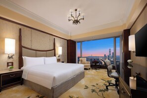 Horizon Club, Quarto, 1 cama King | Frigobar, cofres nos quartos, escrivaninha, cortinas blackout