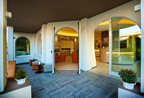 Entrada (vista interior)