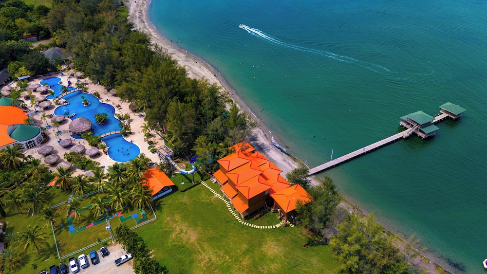 La Ensenada Beach Resort - All Inclusive - Tela