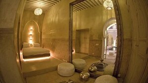 Massagens de pedras quentes, massagens musculares profundas