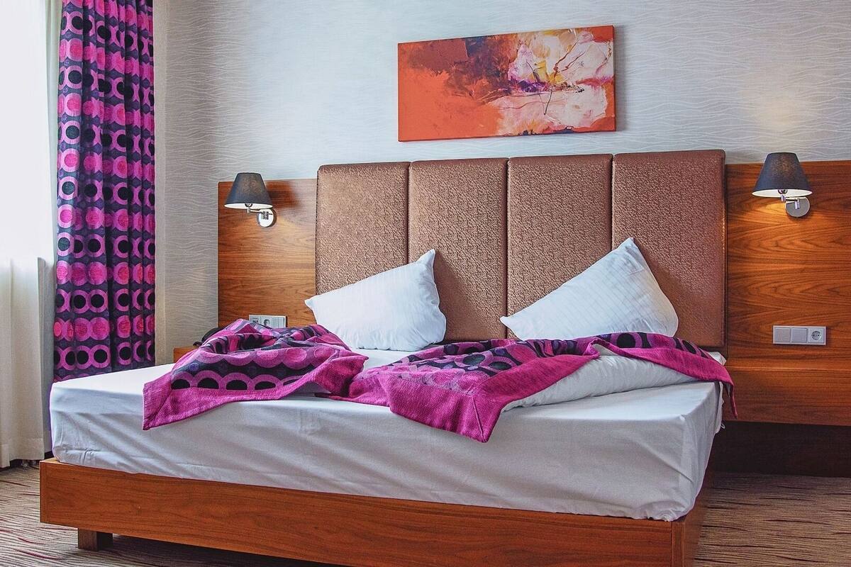 Minibar, secretária, cortinas/cortinados opacos, quartos insonorizados 
